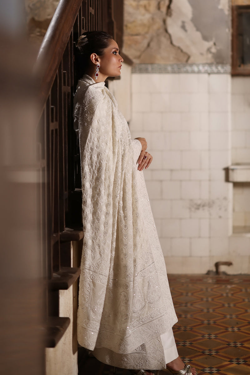 White Chikankari Chadar, Raw Silk Kameez and Izaar – Aafrinish by Niazi