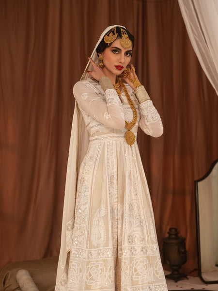 Mughlai Chikankari Peshwaz – Aafrinish by Niazi